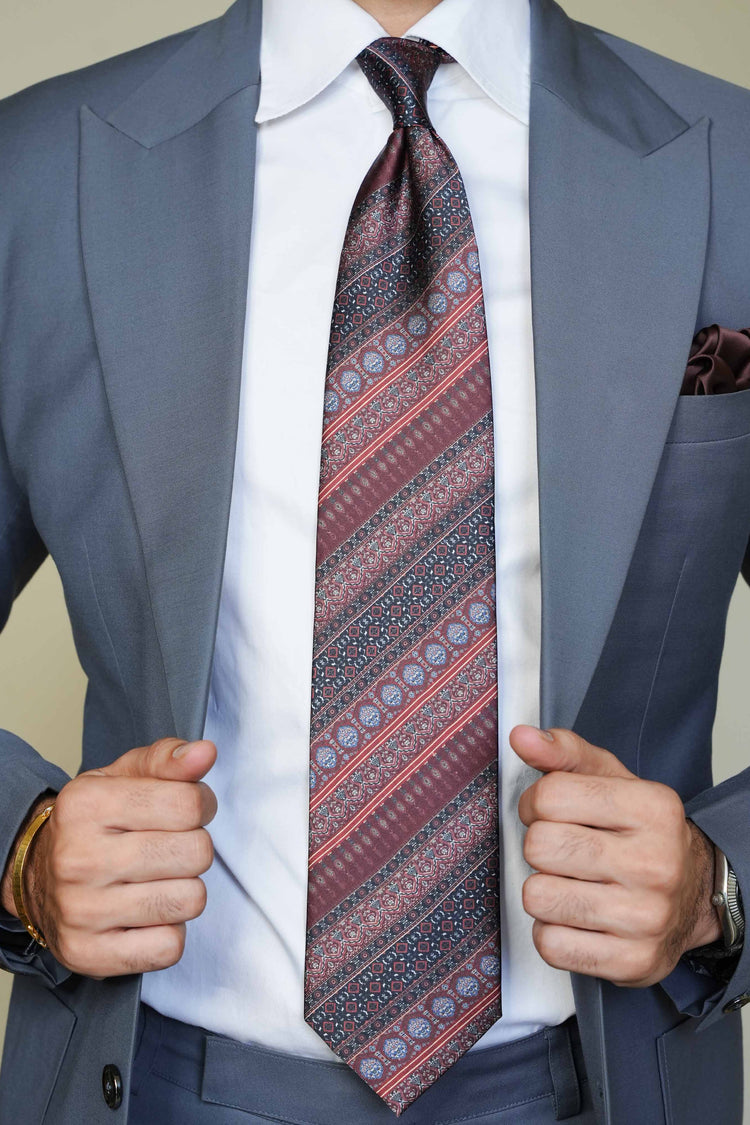 CLASSY TIES – Warsan